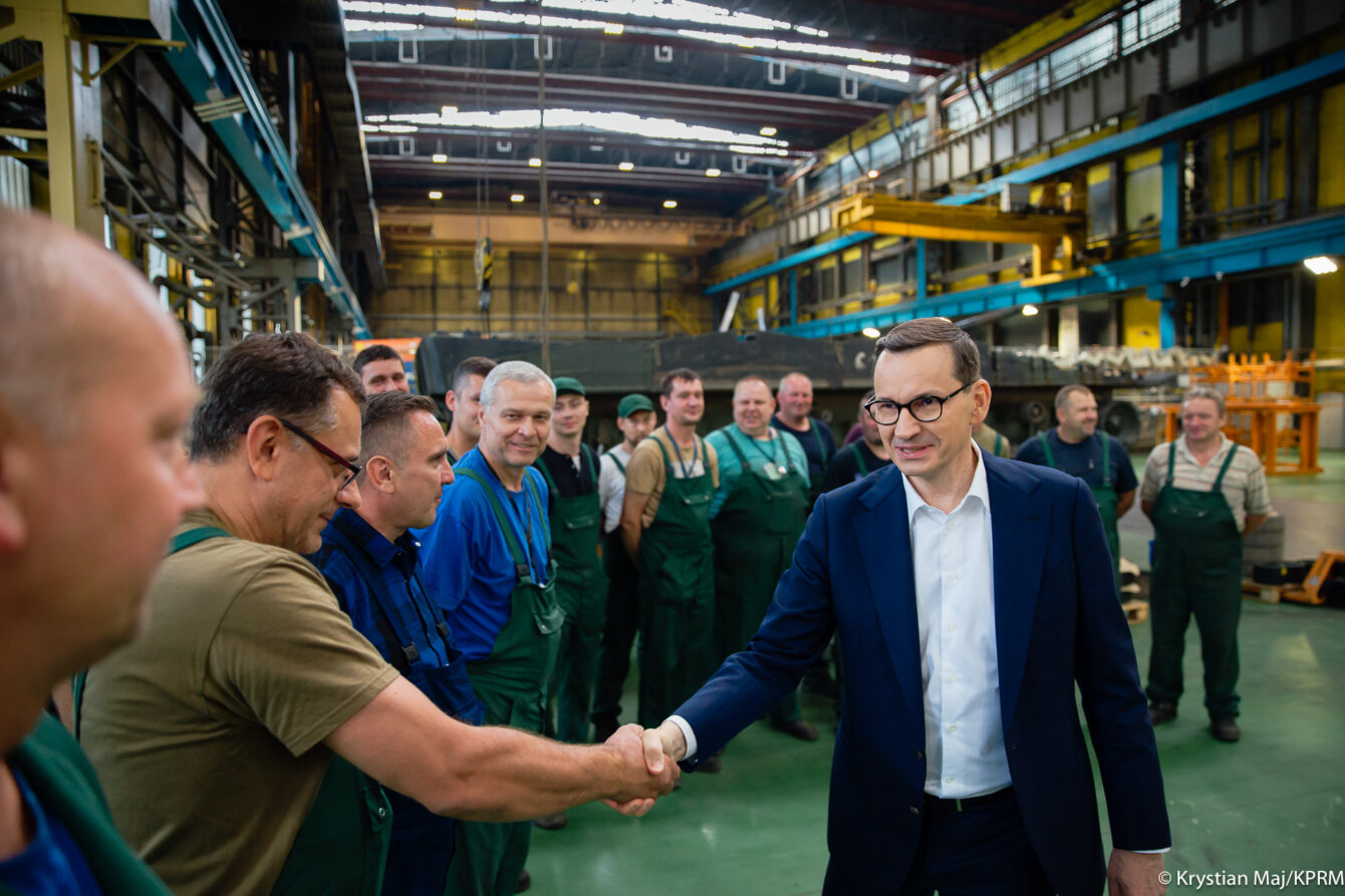 Premier Morawiecki w ZM Bumar-Łabędy – MILMAG