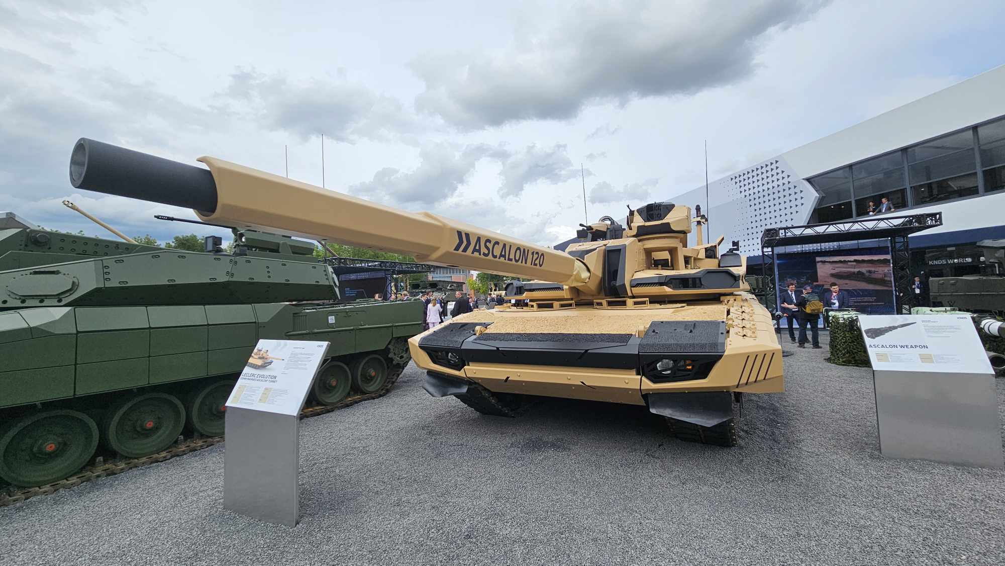 Eurosatory 2024: EMBT-EDT 140 i Leclerc Evolution z armatami ASCALON ...