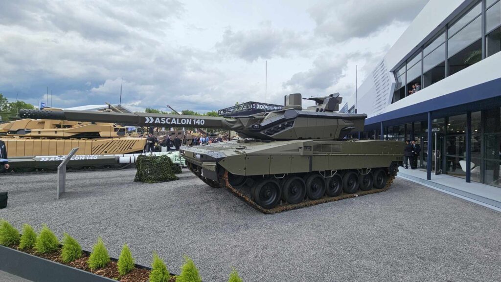 Eurosatory 2024: EMBT-EDT 140 i Leclerc Evolution z armatami ASCALON ...