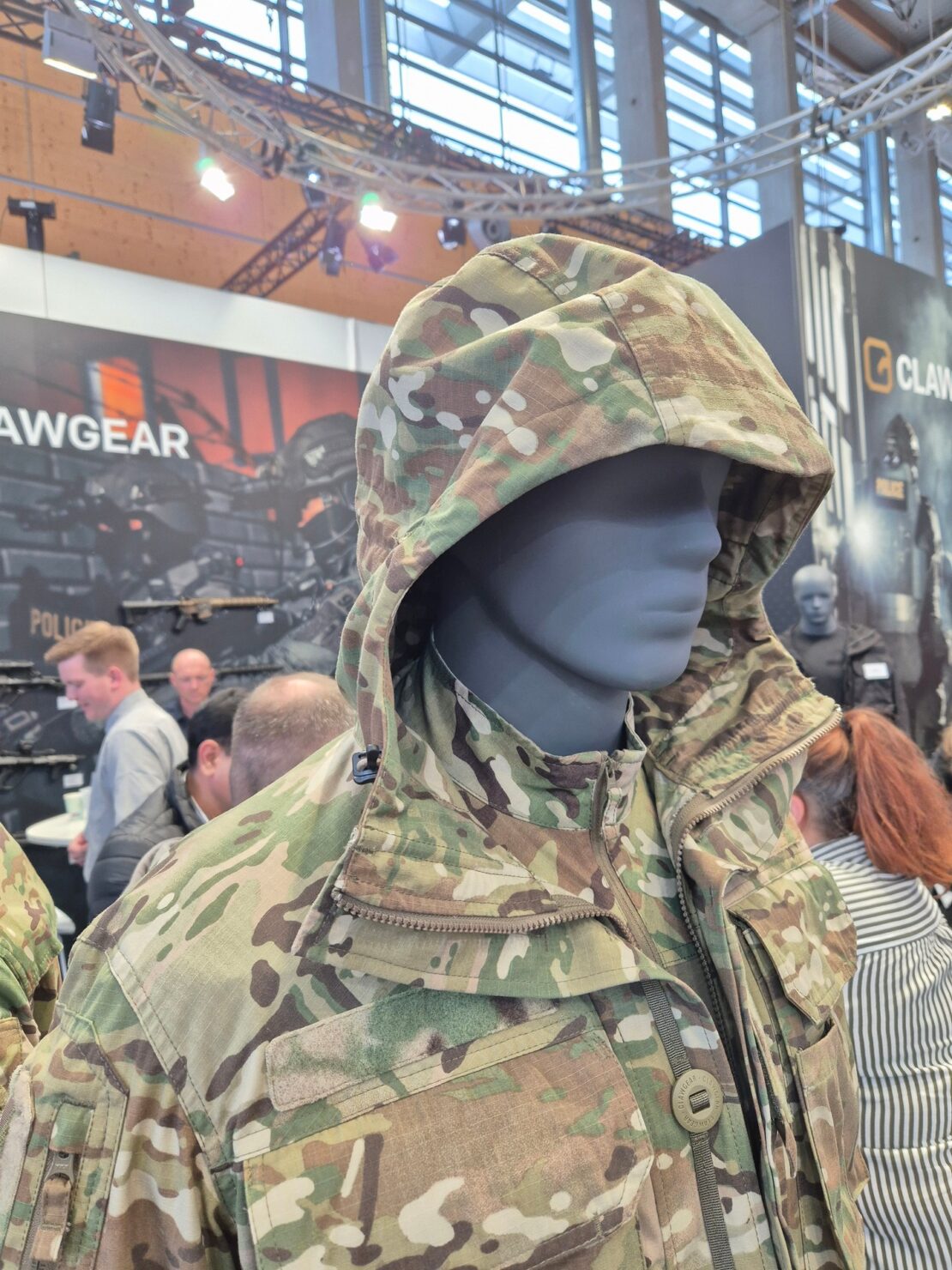 EnforceTac 2025: Clawgear – kurtka smock i komplet mundurowy dla kobiet ...
