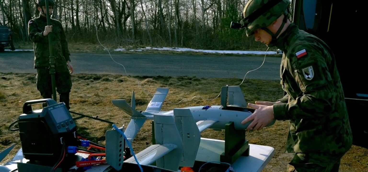 Wojsko Polskie wdraża bezzałogowe platformy bojowe AS‑3 MEROPS – MILMAG